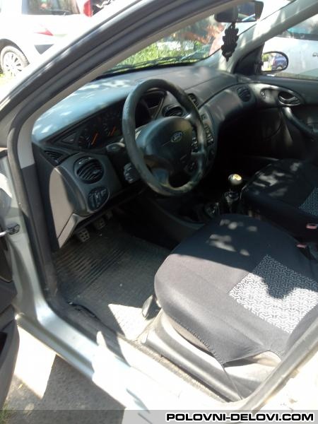 Ford Focus 1.8 Tdci Enterijer