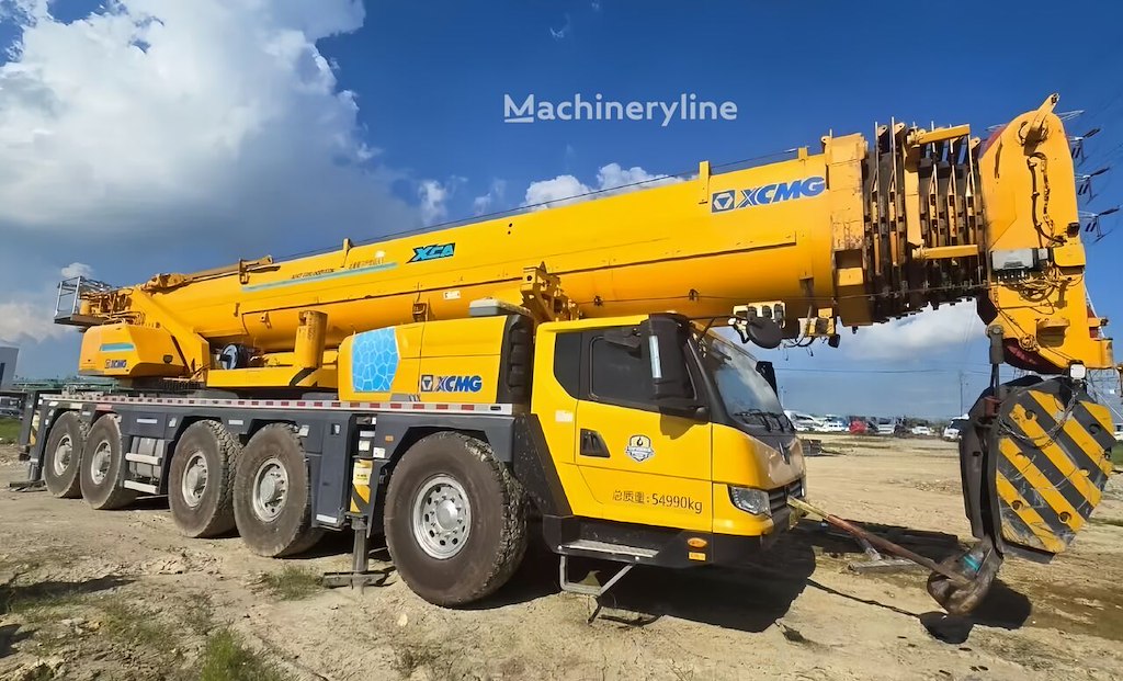 XCMG 2022 year 300t used all terrain crane dizalica za sve terene