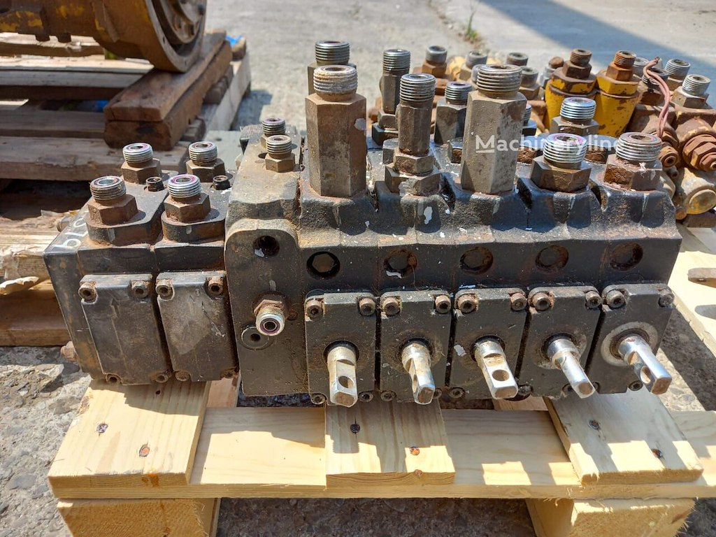 VALVE GP-BANK 7 2480487 hidraulični razvodnik za Caterpillar 428E SNL04176, 428E građevinske mašine