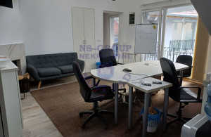 Prodajem Stan-Apartman, Centar