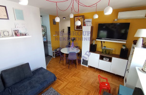 Prodajem Stan-Apartman, Telep