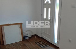 Uknjižena kuća, Krčedin ID#133184