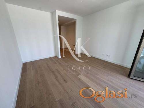 Queen's Park, studio, useljiv, investicija ID#1160