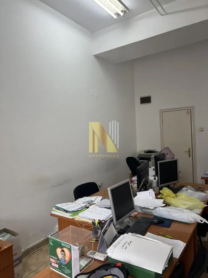Prodaja, poslovni prostor, 20m2, Rotkvarija, Novi Sad, Novi Sad