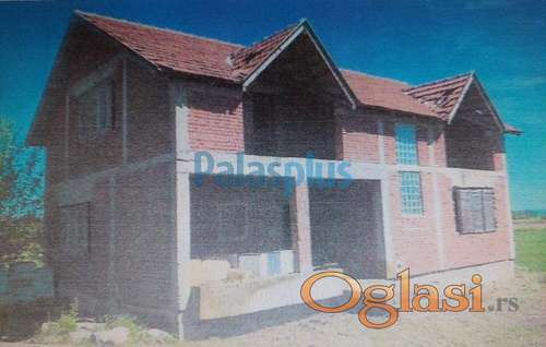 Velika Plana 204m2 + 196 ari + Hladnjača