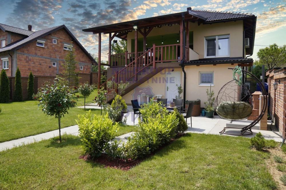 Kuća na prodaju, 66m2, 242.050€