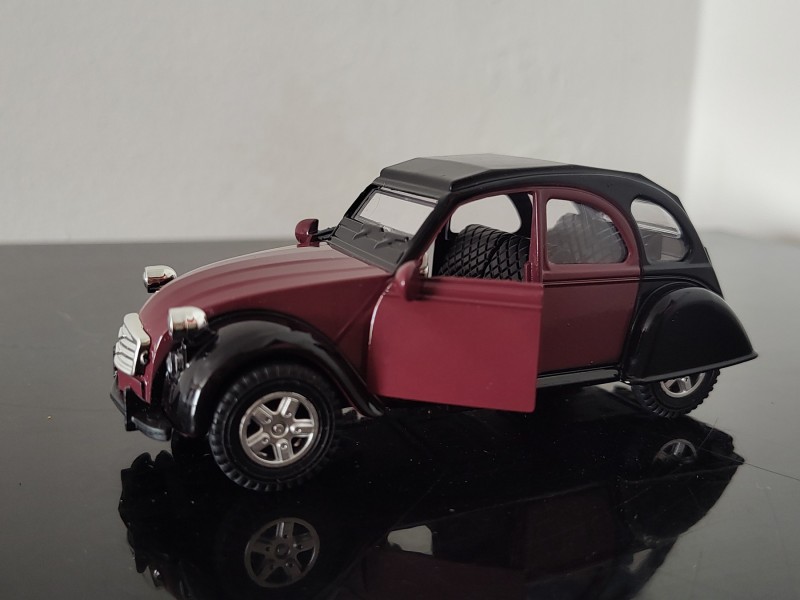 Citroen 2CV6 Charleston