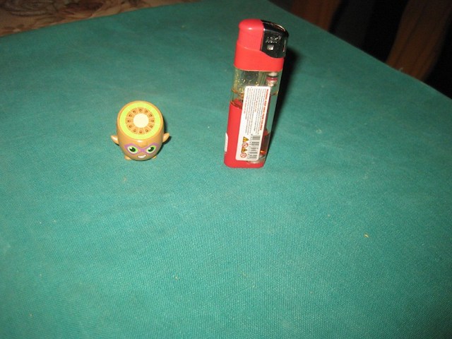 Figura - Mini Greeny figurica kivi