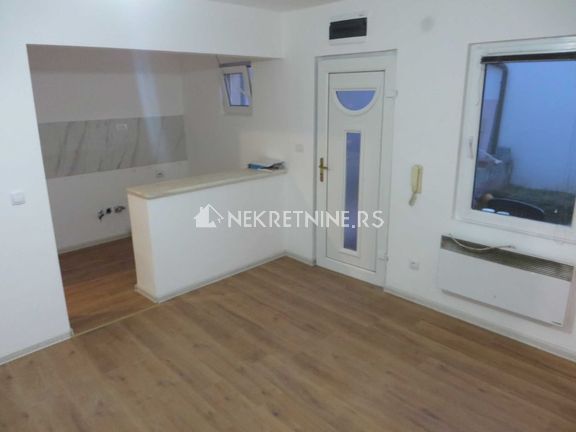 Funkcionalan stan, 37m², 1.5, prizemlje
