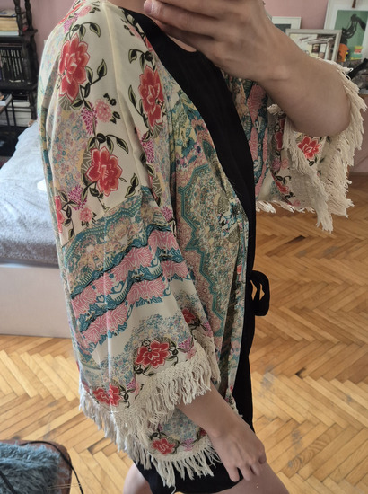Kimono ogrtac sa resama