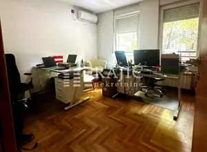 Izdavanje Stan - Beograd, Novi Beograd: Fontana - Studentski grad