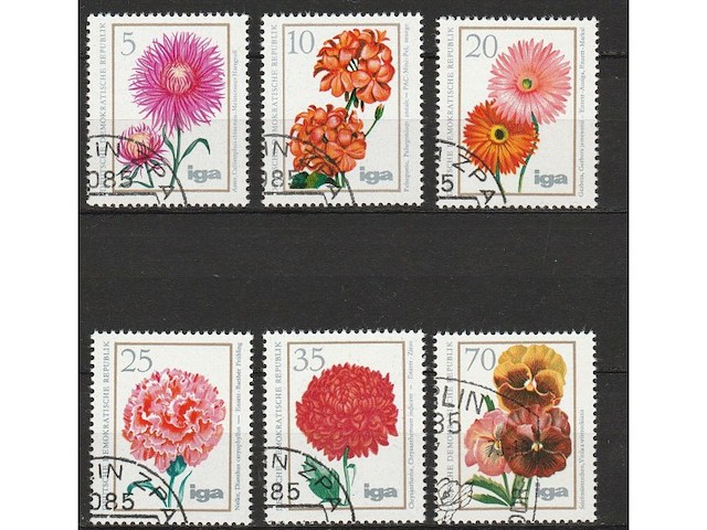 DDR - 1975 - Flowers