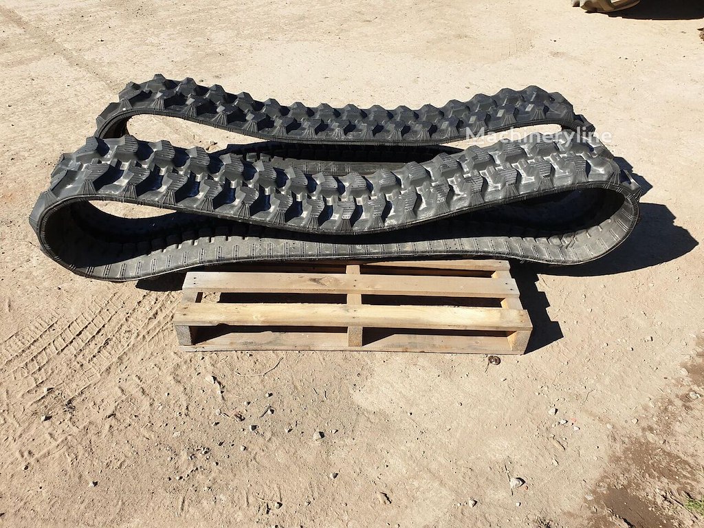 JCB 8029ZTS 401/F3929 gumena gusenica za JCB 8025 ZTS 8026ZTS 8029ZTS mini bagera
