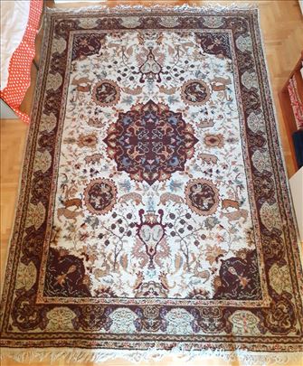 Indijski tepih vuna 250x350 hemijski očišćen