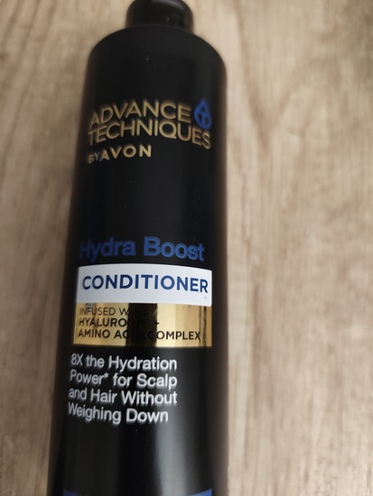 Regenerator za kosu NOV Avon