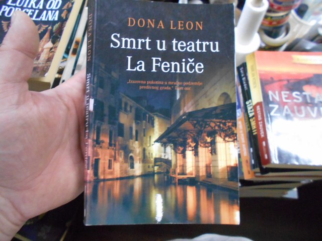 DONA LEON - SMRT U TEATRU LA FENIČE