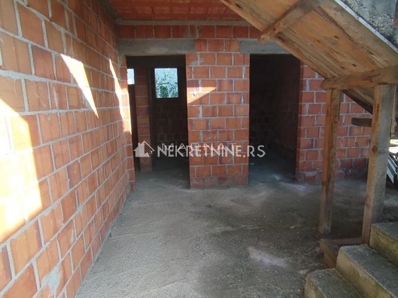 Kuća - Borča, Mali zbeg ID#5133