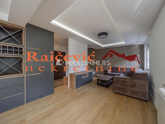 135m2, 2L ,PANCEVO , stan