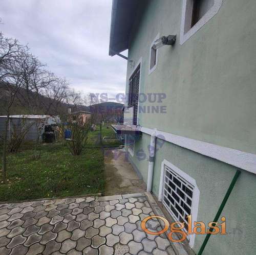 Odlična spratna kuća od 180m2 u Rakovcu!