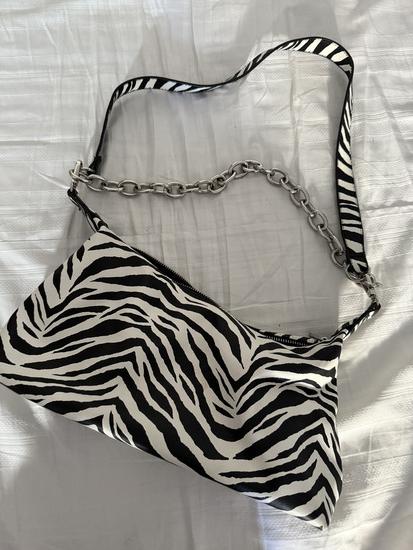 Torbica sa zebra dezenom