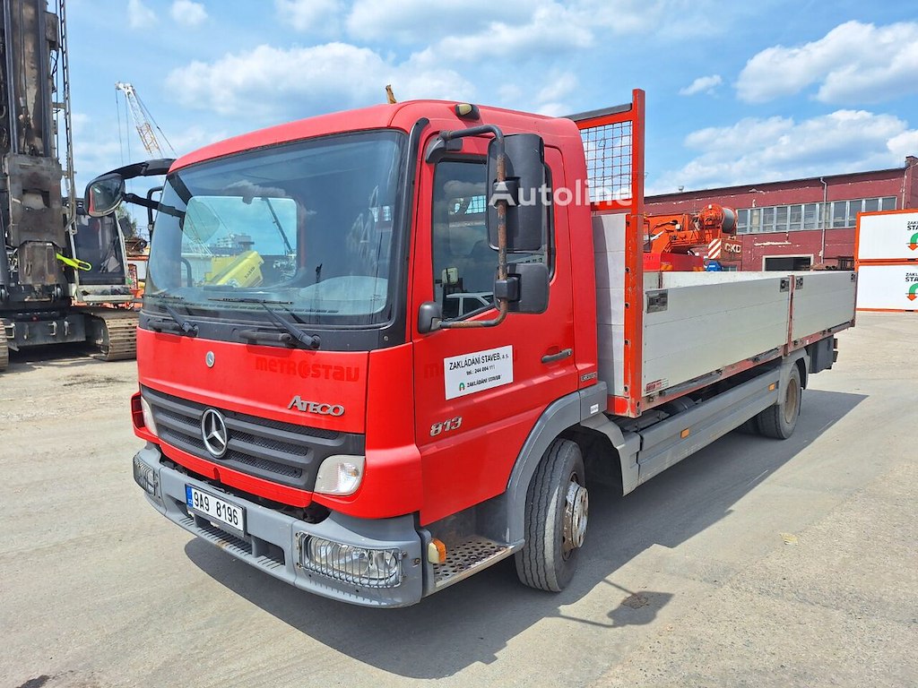 Prodaje se Mercedes-Benz ATEGO 813 kamion s ravnom platformom na aukciji
