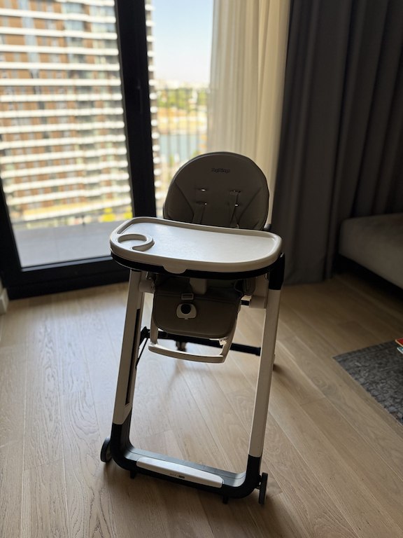Stolica za hranjenje