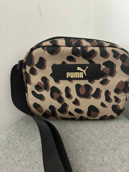 Puma torbica