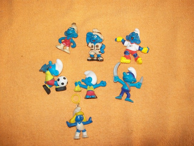 Strumpfovi 2