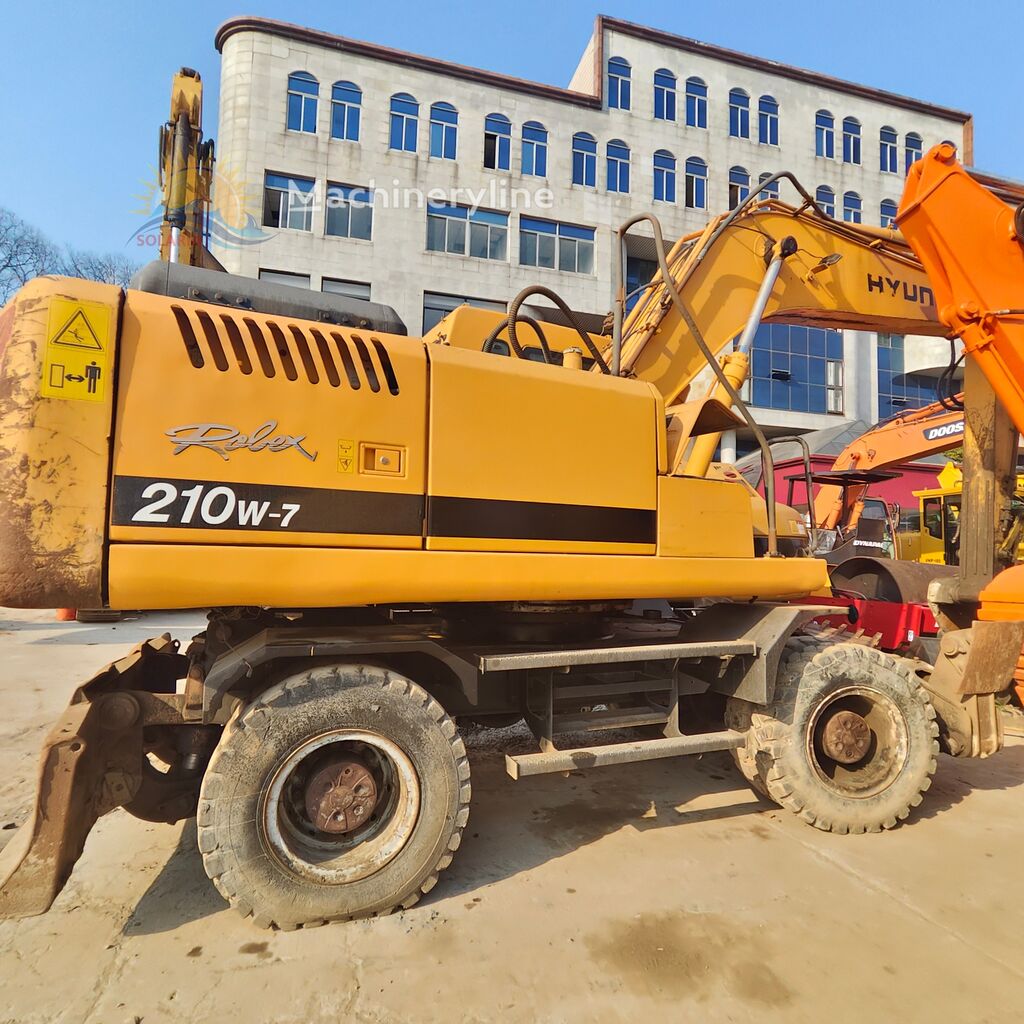 Hyundai R210W-7 bager točkaš