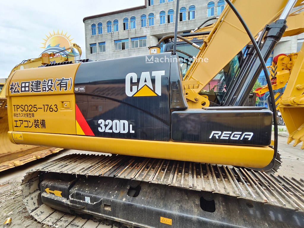 Caterpillar 320DL bager guseničar