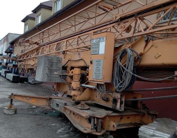 Liebherr 32K, 1992 yom, cabin stering, loco PL brzomontažna toranjska dizalica