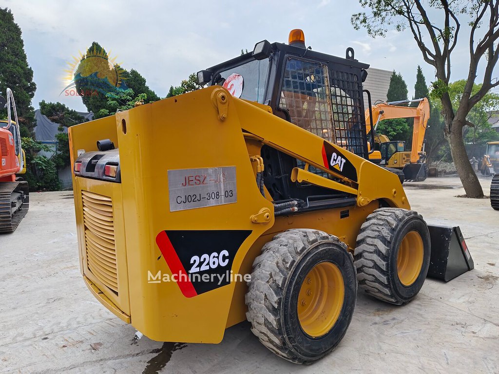 Caterpillar 226C mini utovarivač