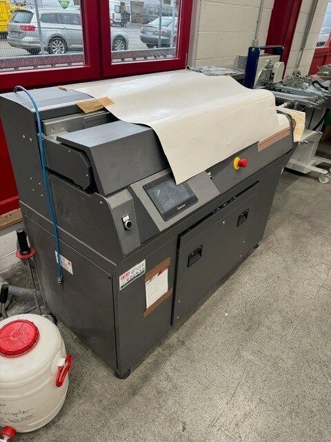 FKS KB 4000 PUR mašina za lepljenje