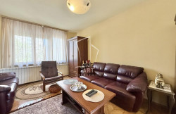 Gradska bolnica, Čingrijina, 104m2 ID#11360