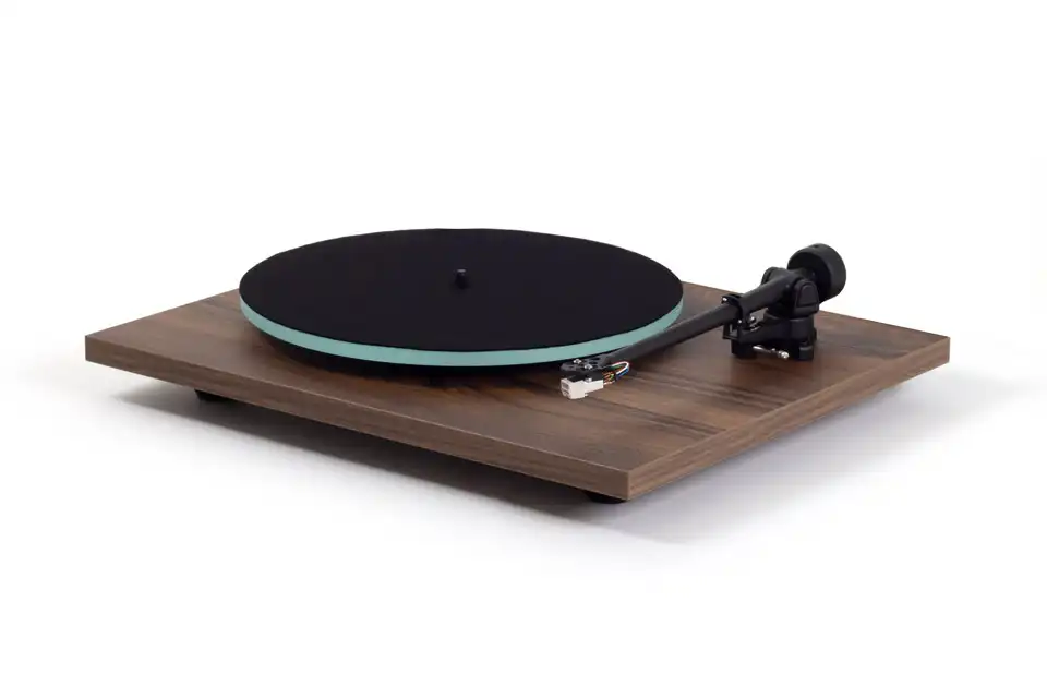 Rega Planar 2 Walnut - Gramofon