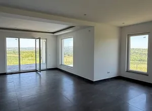 Prodaja Kuća - Beograd, Sopot: Nemenikuće