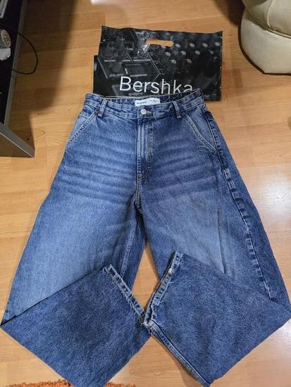 BERSHKA top zenske farmerice