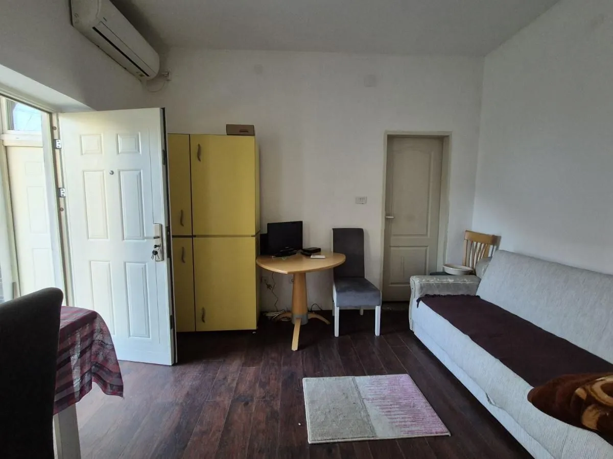Prodaja, garsonjera, 89m2, Centar, Jagodina