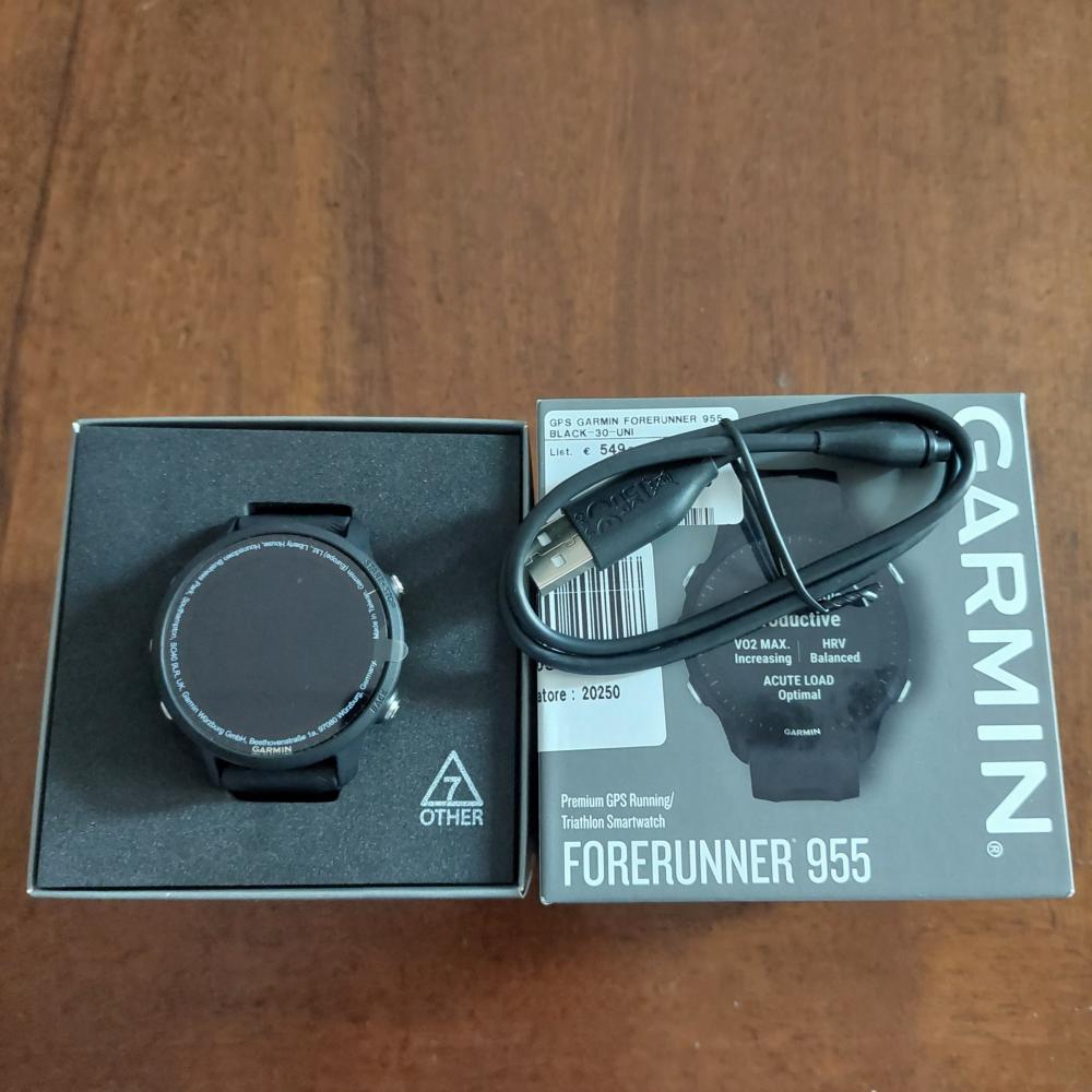 GARMIN Forerunner 955 NOVO Nekorišćeno