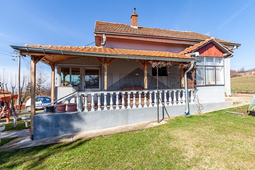 Donje Vlase, Kuća na prodaju, 102m2, 80.000€
