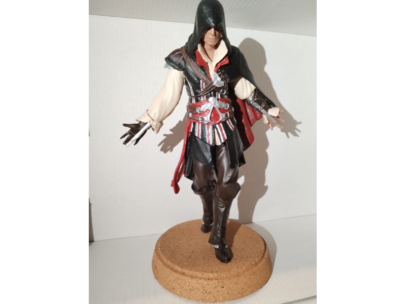 SNIŽENO Assassin's creed EZIO akciona figura