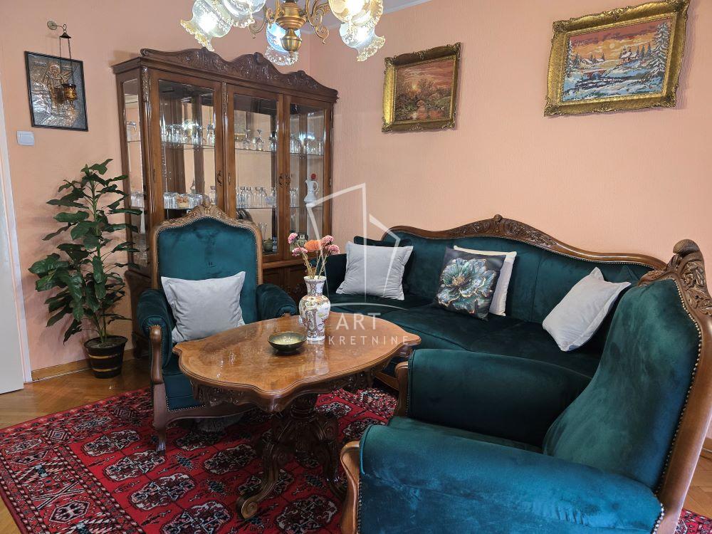 Vračar, dvosban stan, renoviran ID#9308 600 €