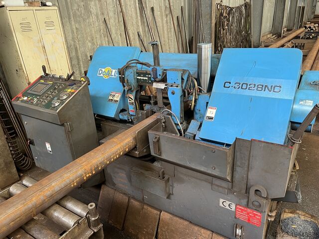 Testera benda
DOALL C3028NC