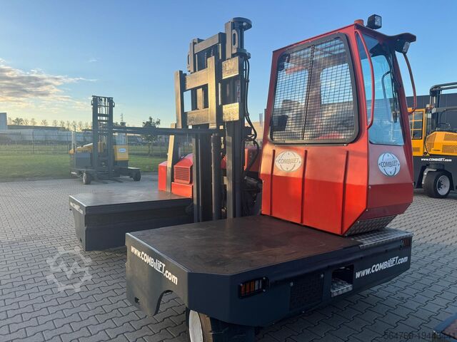 Bočni utovarivač viljuškar
Combilift C5000SL // New Price