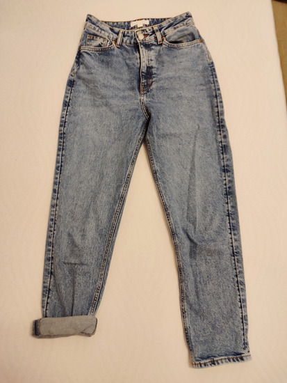 H&M farmerice - mom jeans kroj