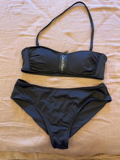 NOVO Calvin Klein dvodelni kupaci