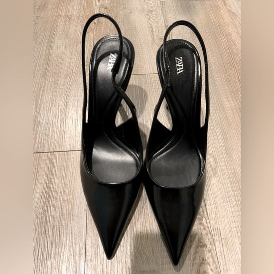 ZARA CIPELE BROJ 37