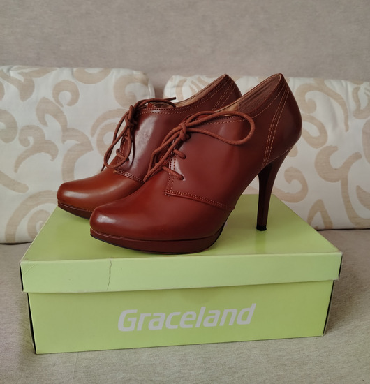 * GRACELAND * NOVO