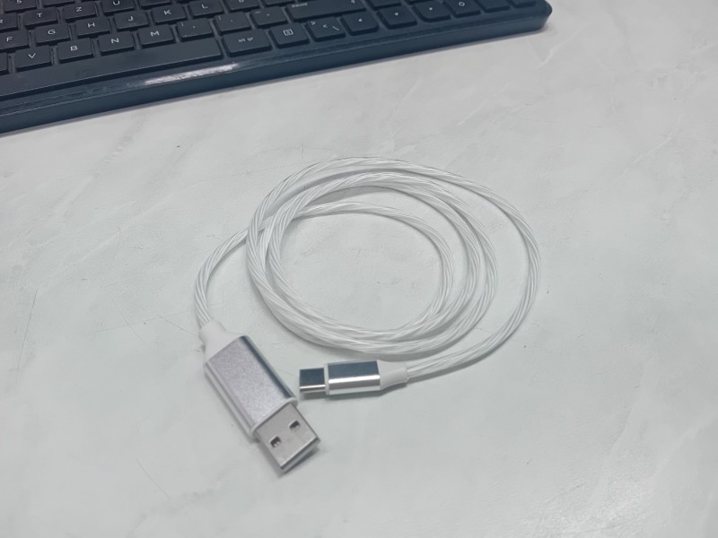 usb usb-c kabal za punjenje telefona rgb