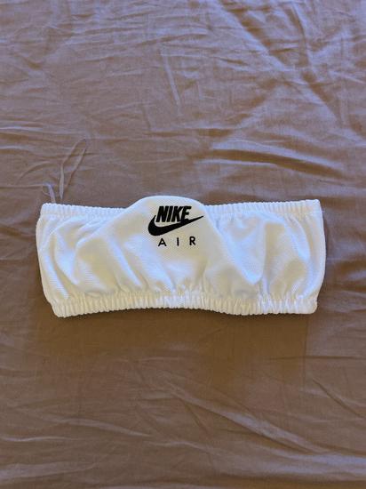 NOVO Nike original Beli top